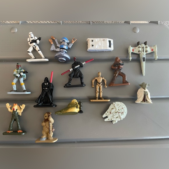 Hasbro | Toys | Hasbro Disney Star Wars Mini Figurines205 4 Characters ...